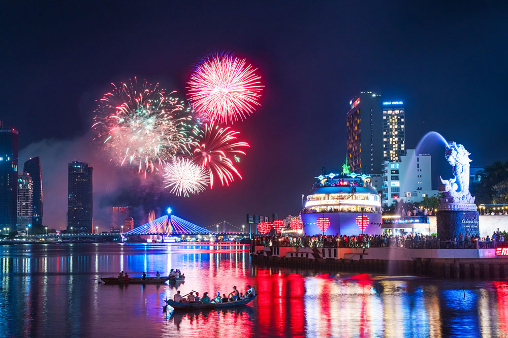 Experience the Magic: Da Nang Fireworks Festival - Dates, Tips & Real ...